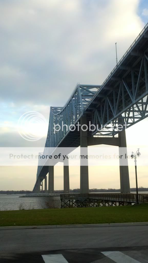 Commodore Barry Bridge Dec 2 2010